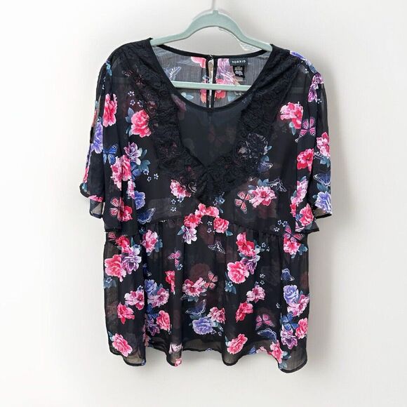 torrid | Tops | Torrid Dark Floral Crinkled Chiffon Lace Trim Top Sz 2 ...